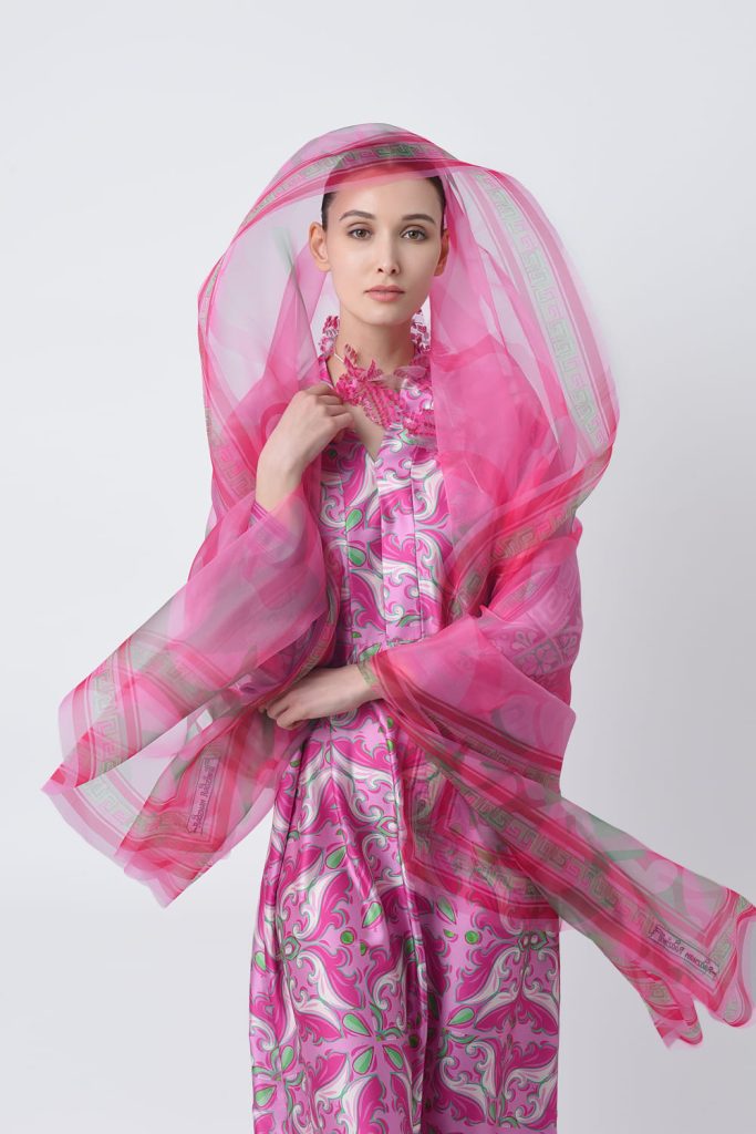 REINA – KK03-C3-A – Radzuan Radziwill Online Store