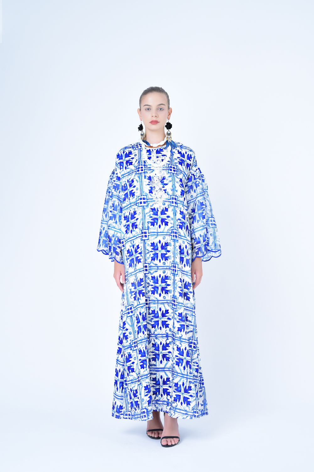 BATRISYA – Radzuan Radziwill Online Store