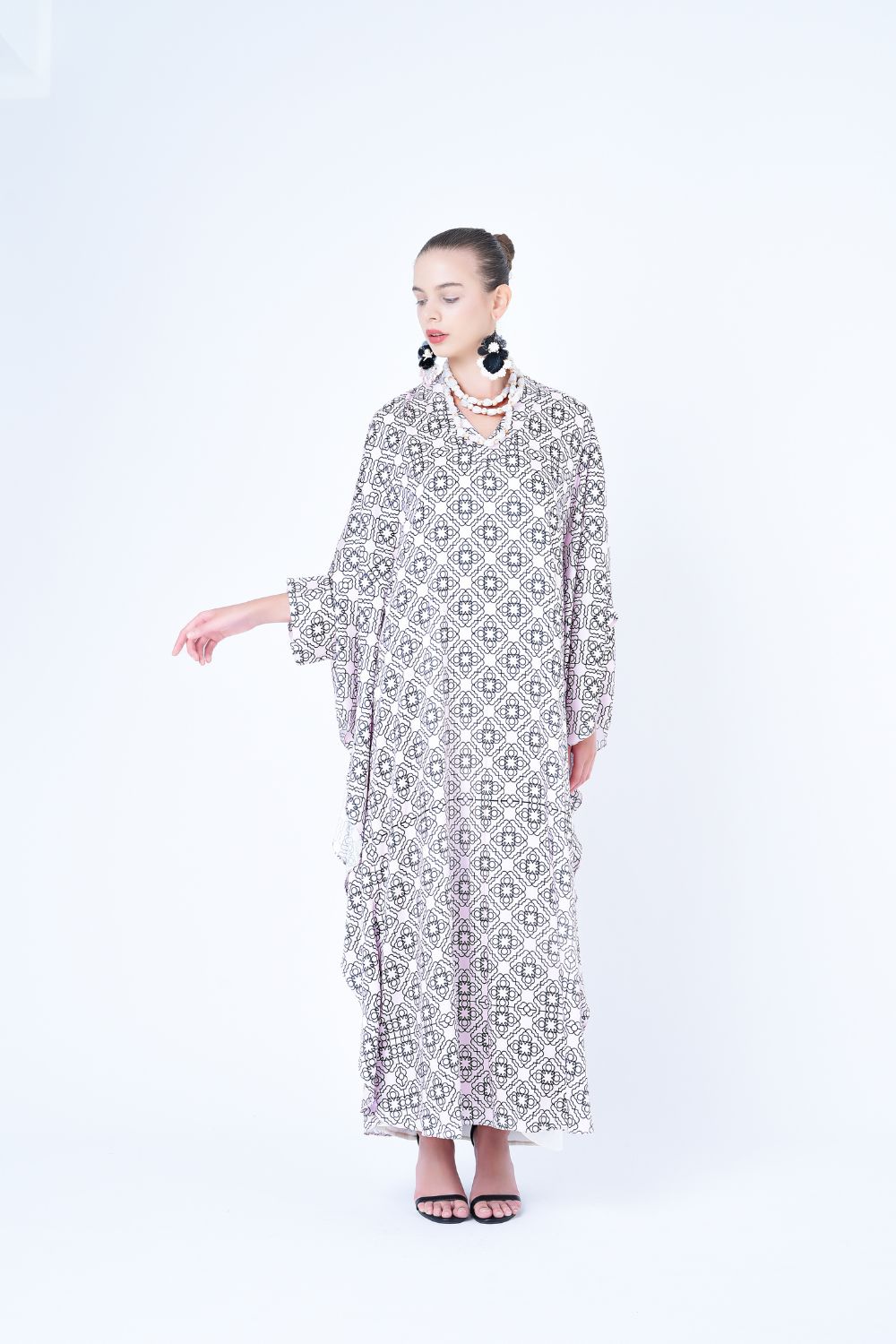 LUXE RAMADHAN – Radzuan Radziwill Online Store