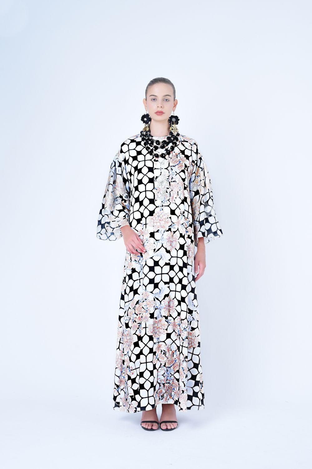 WIDAD – Radzuan Radziwill Online Store